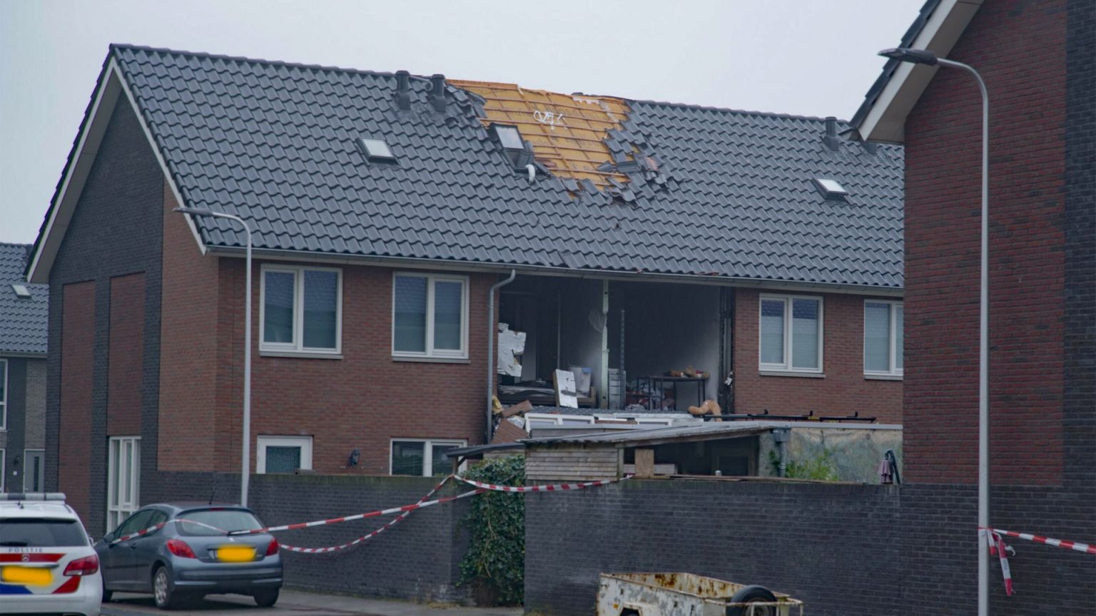 Politie houdt man aan na explosie in woning – RTV Meppel